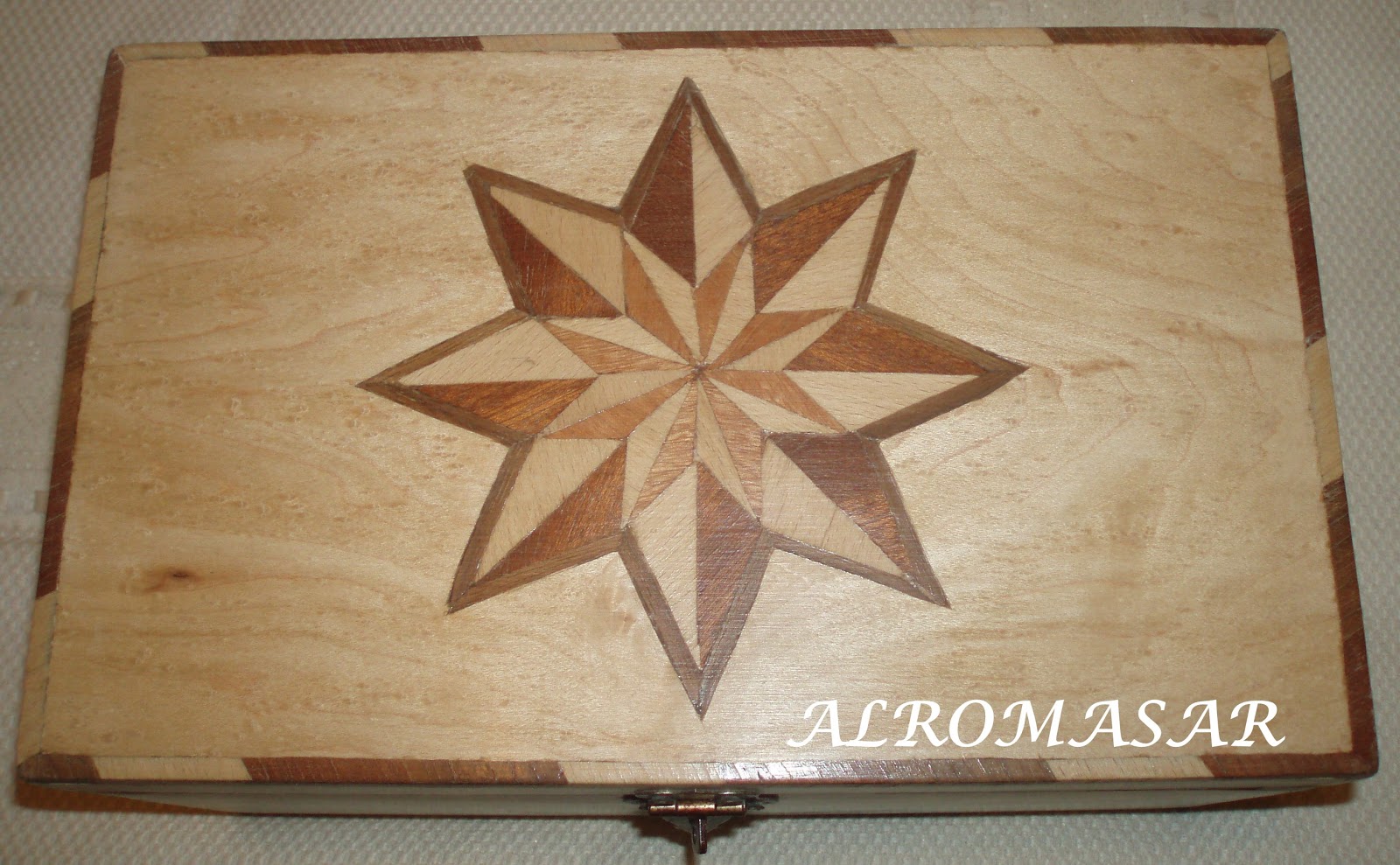 ALROMASAR: Cajas taracea