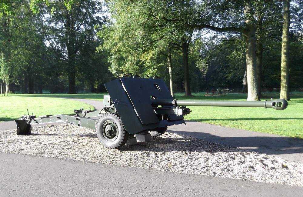 Arnhem Jim: The 17 pounder Anti-Tank Guns at Operation Market-Garden - 1944