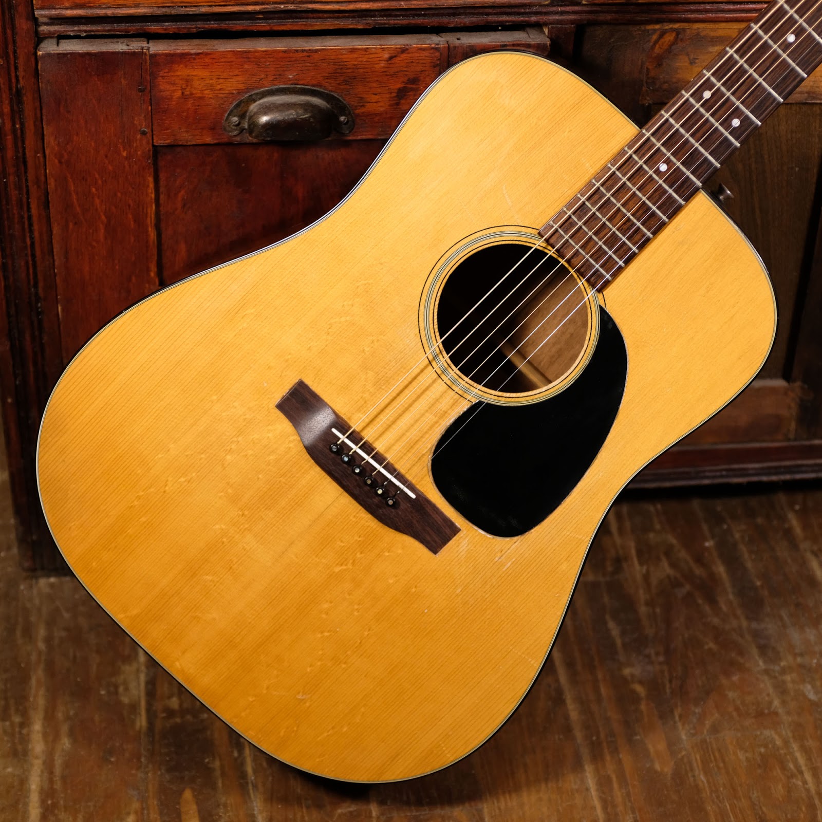 1971 Martin D-18 Dreadnought Guitar