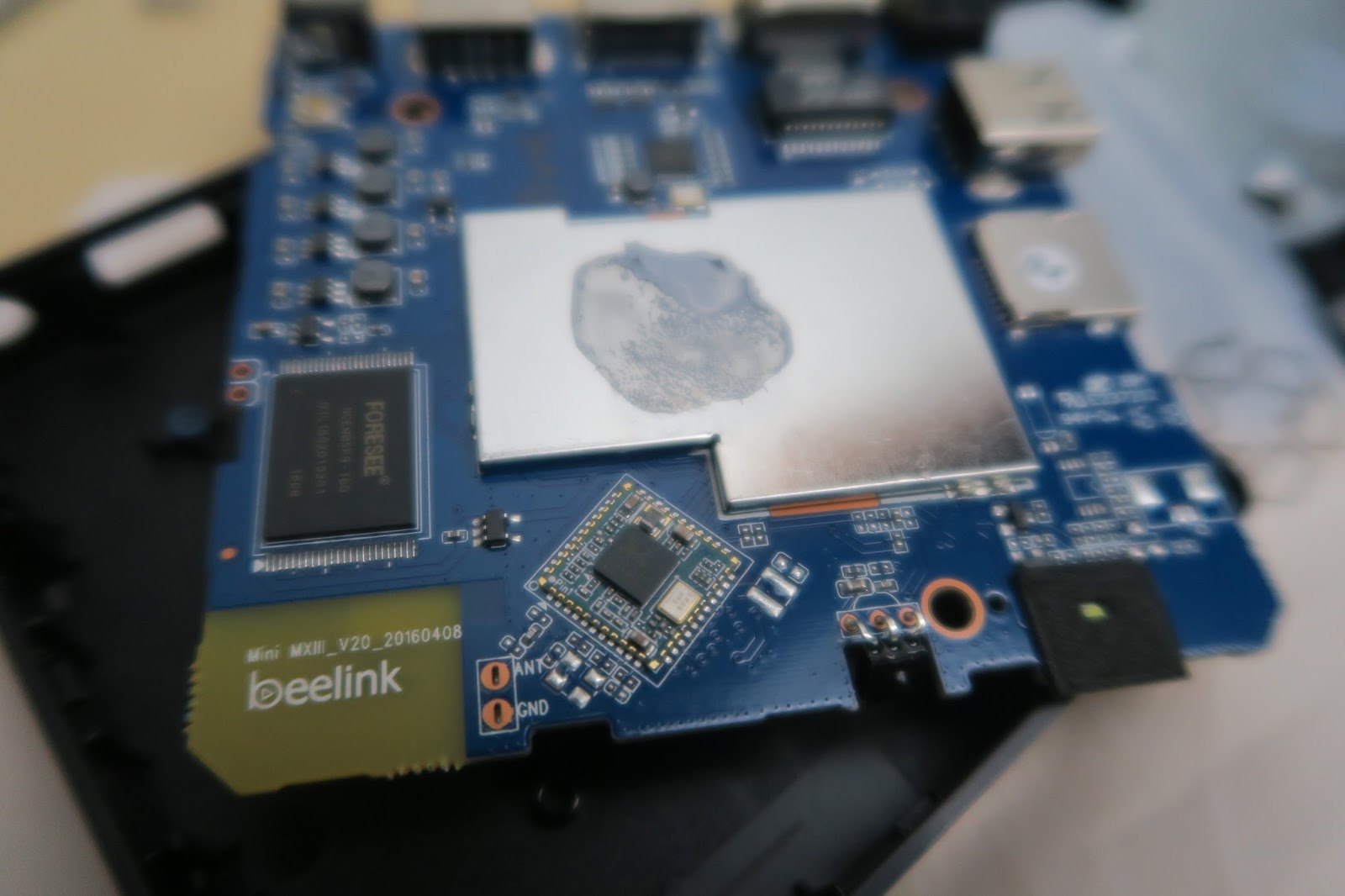 A Minha Casa Digital: Unboxing e Teardown: Beelink miniMXIII (Amlogic ...