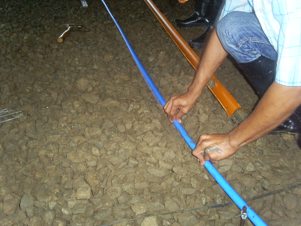 BUILDER'S JOURNAL: CONSTRUCTION EDUCATION: INSTALLATION OF ANTI-TERMITE ...