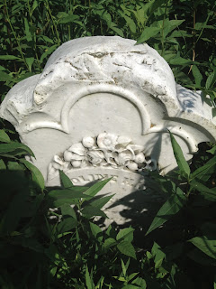 Witch Mom: Graveyard Work