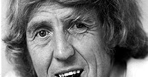 Famous Pipe Smokers: Rod Hull