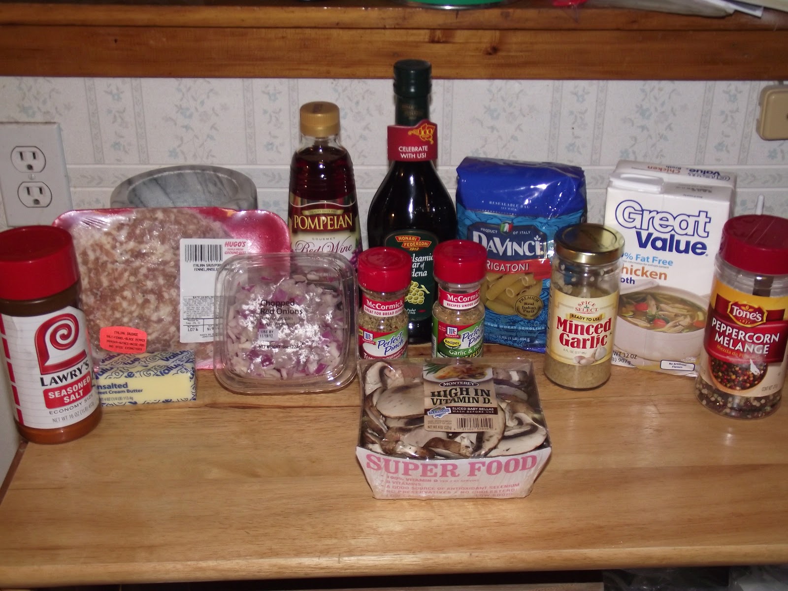 The Unabashed Kitchen Wench: Rigatoni with Italian Sausage, Mushrooms ...