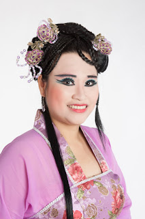 DO . 延戏: 高思情 . Lynn Koh