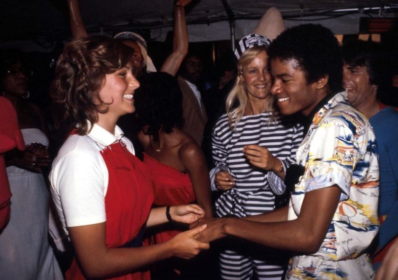 Intimate Photos of Michael Jackson and Tatum O' Neal at a Party in 1979 ...
