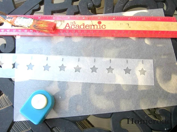 An Easy Tip for Adding Stars to a Hand-Painted Flag