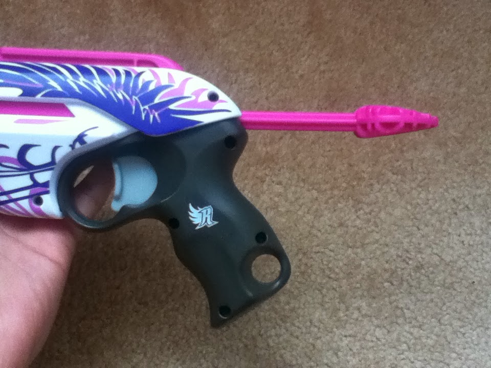 Outback Nerf: Nerf Rebelle Pink Crush Review (20m Aus Grey Trigger)