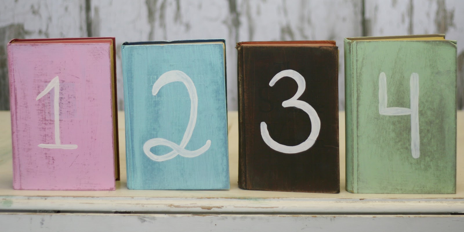 Morgann Hill Designs: Do-It-Yourself Upcycled Vintage Book Table Numbers