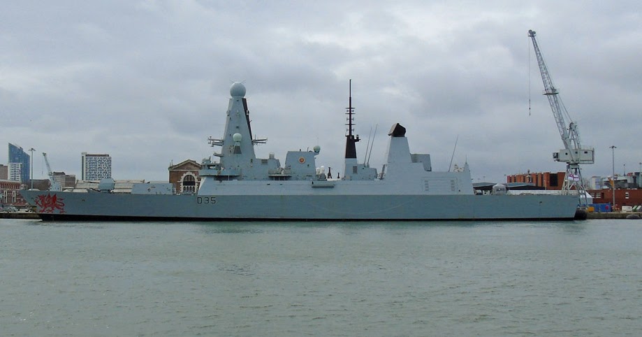 Clyde Naval Gazing: HMS Dragon