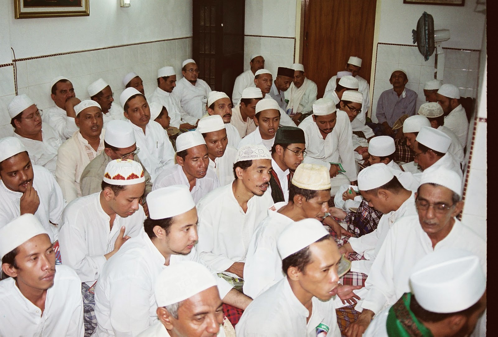 Haul Habib Neon 2004 - Majelis Ta'lim Almunawwarah