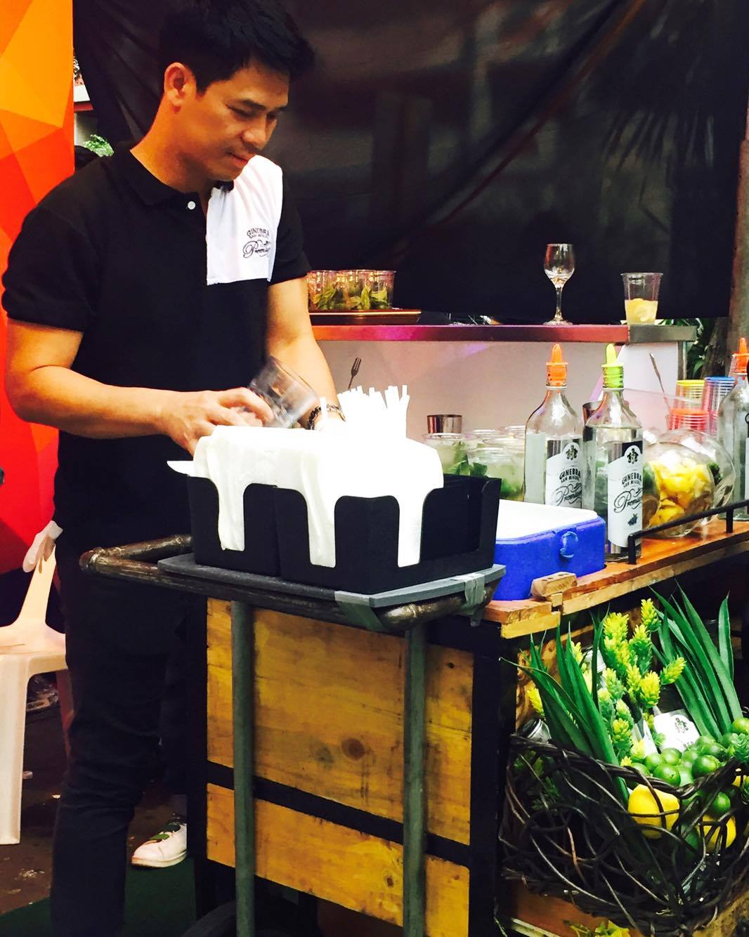 GSM Premium Gin at Art in the Park ~ Viva Manilena