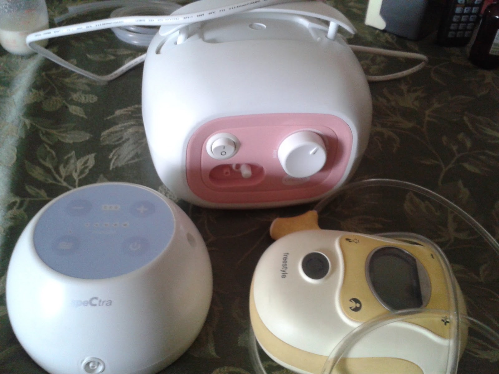 Chronicles of a Nursing Mom: Review: The new Unimom Forte