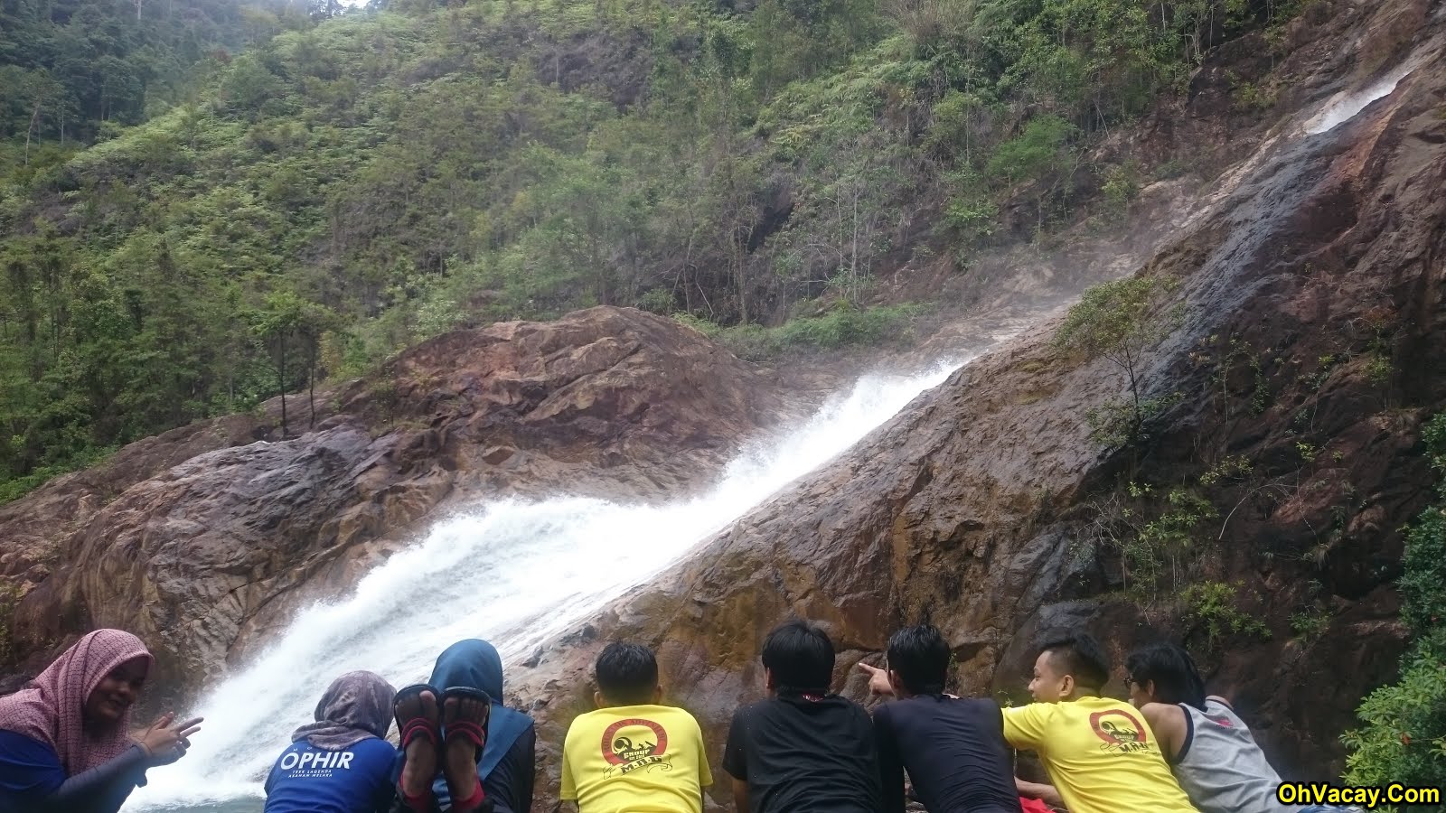 Air Terjun Berkelah - Pengalaman ke air terjun ke-7 - OhVacay.Com