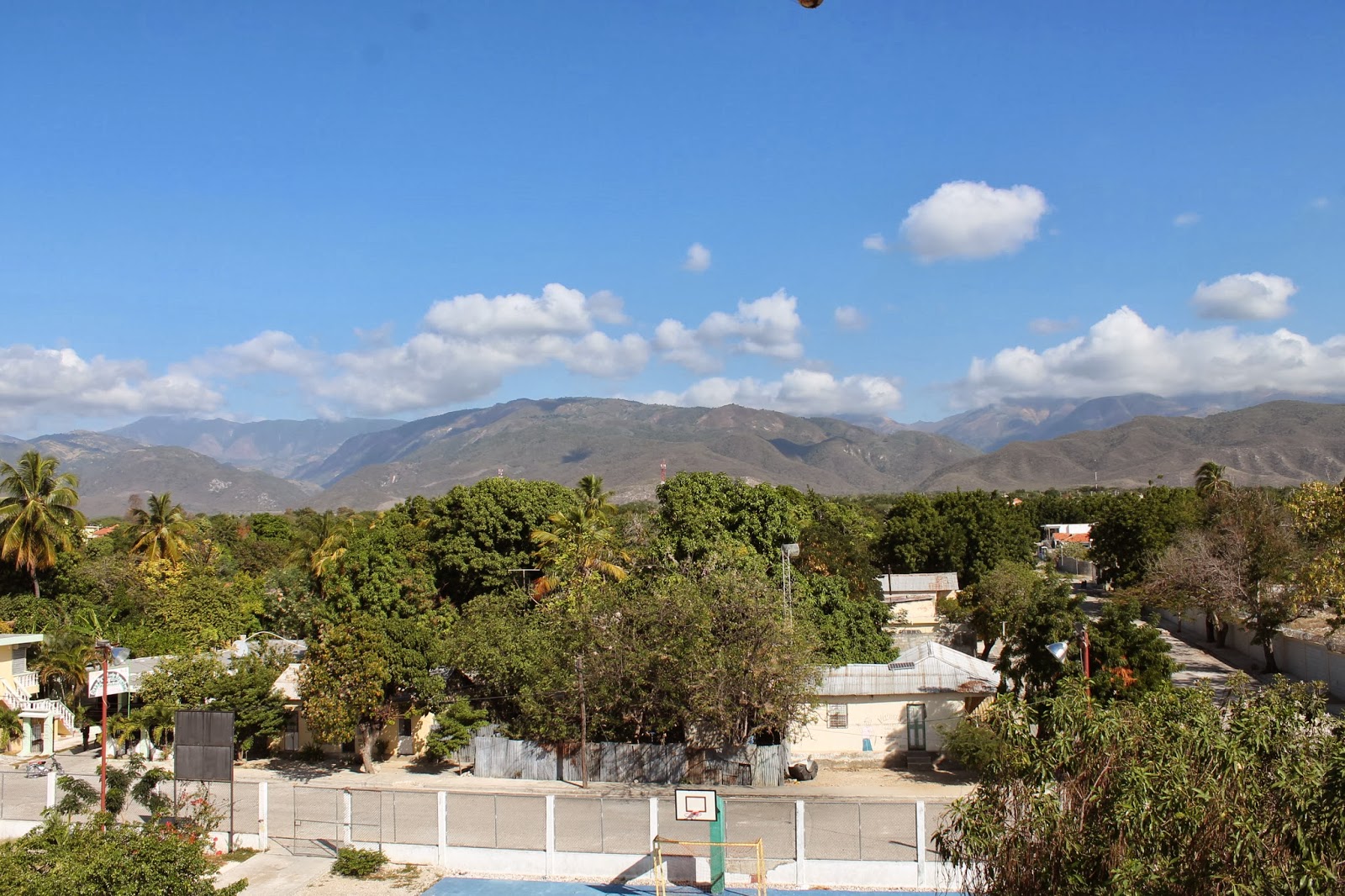 Imagénes mirando al norte de Neiba. | EL FUTUTO