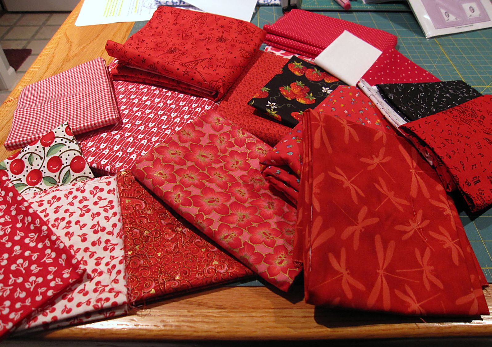 Createology: Stitching Thread Catchers...