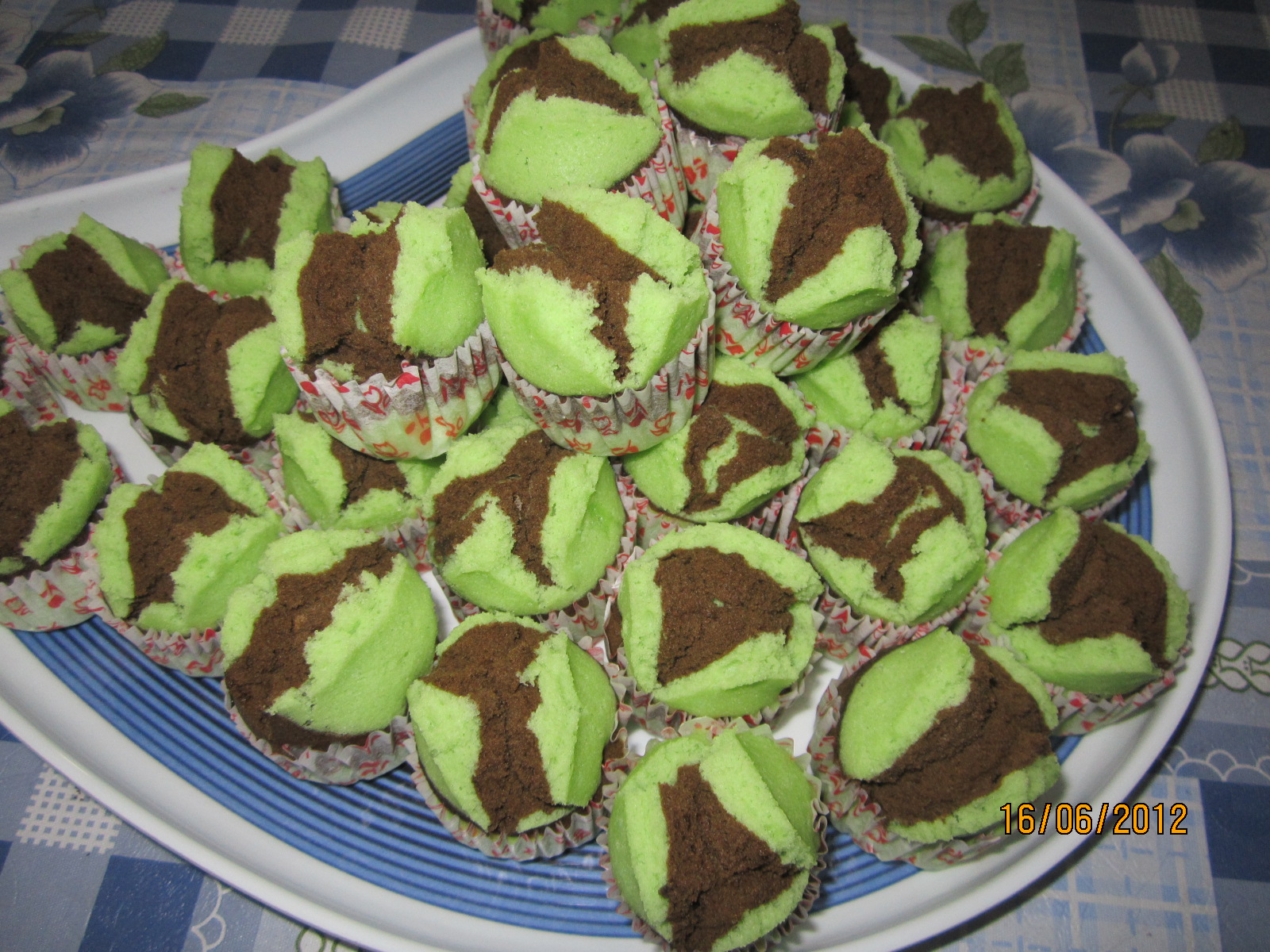 Anika MyRasa: BAHULU @ APAM SENYUM