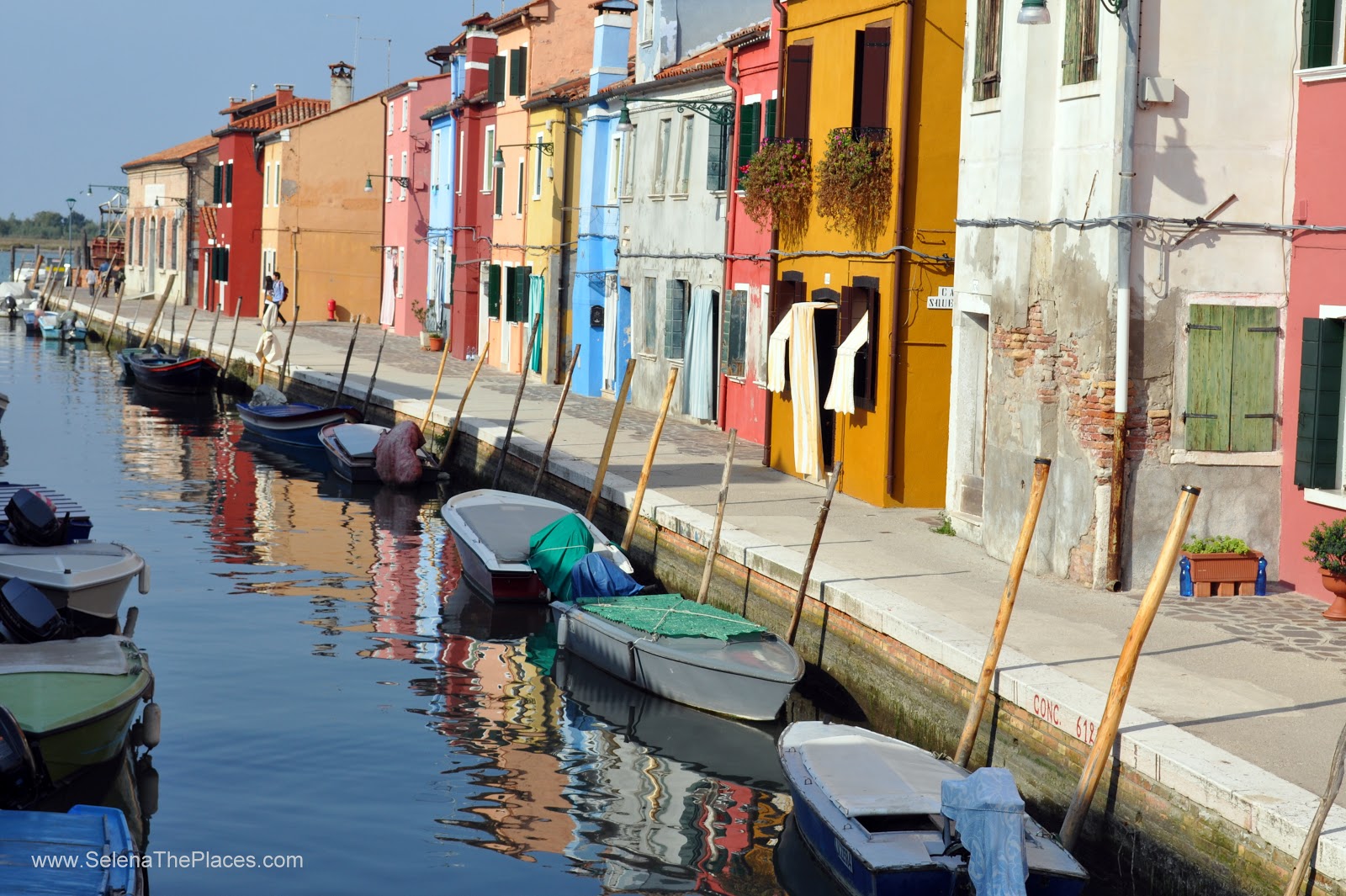 Oh, the places we will go!: Murano & Burano - Islands of Venice