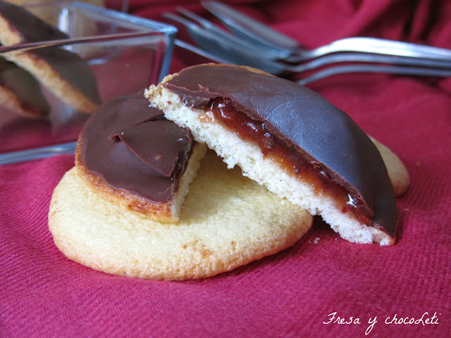 Fresa y chocoLeti: Galletas Pim's de fresa