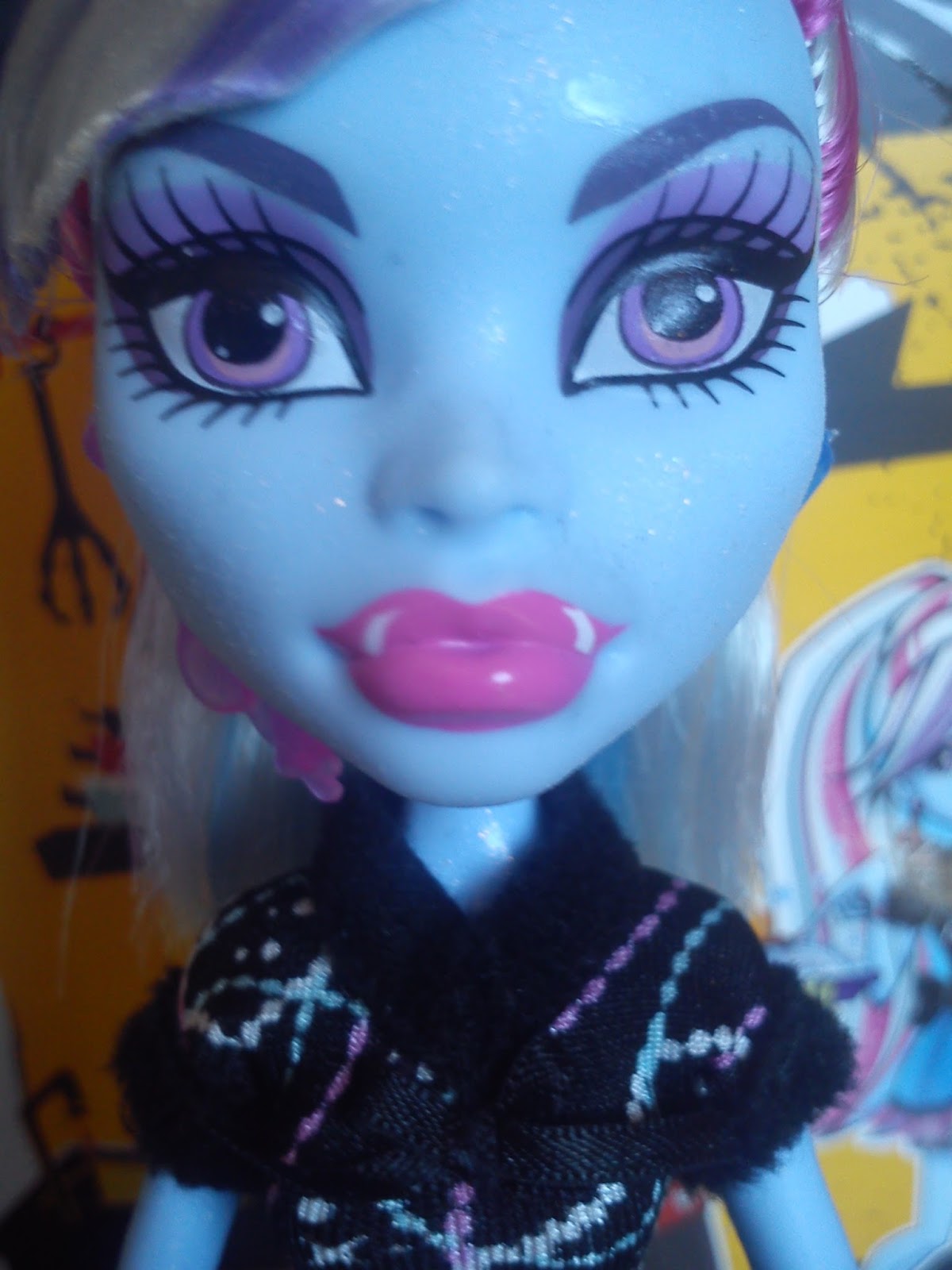 My toys,loves and fashions: Review - Monster High Abbey & Heath Home Ick!!!