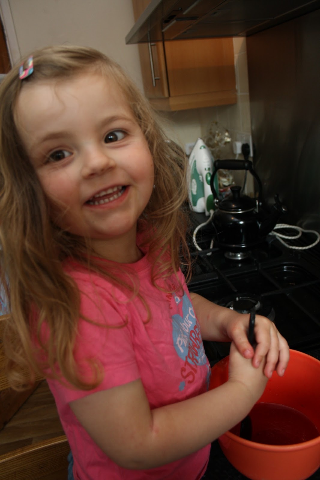 Ruby + Lottie: Messy Play - Chocolate Playdough!