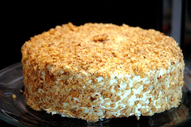 DUDE FOR FOOD: An All-You-Can-Eat Tasting Session at The Round Table