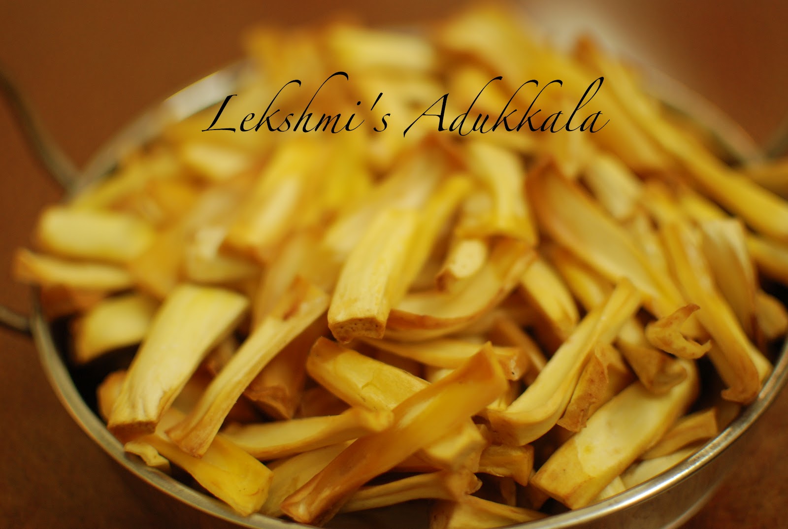 Lekshmi's Adukkala: Chakka Upperi
