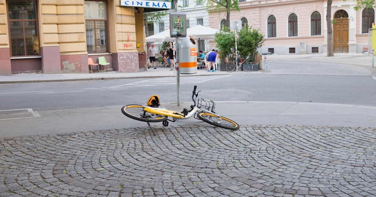 ANDREJ POTRČ - PHOTOGRAPHY: "EPICENTER"