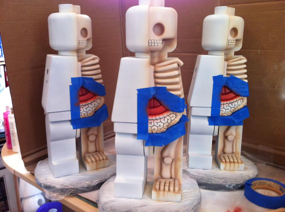 The Anatomy of a LEGO Man (95 Pics)