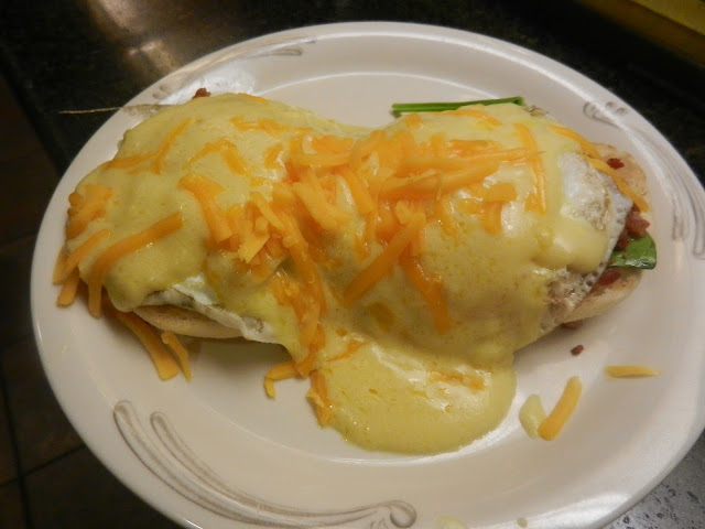 Belly of the Pig: Shady Maple Smorgasbord Breakfast Review