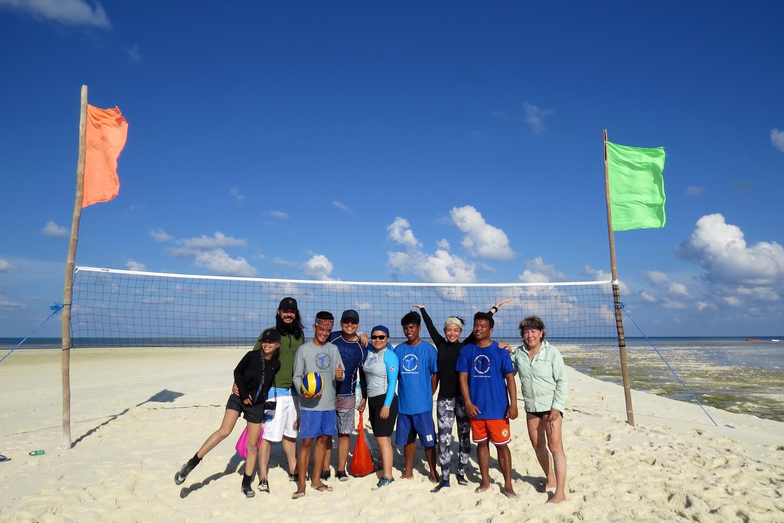 maiabird's brain: Tubbataha Adventure Day2: Ranger Station