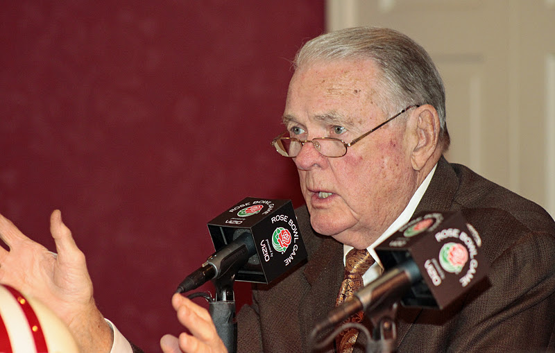 T.G. Sports: Keith Jackson Speaks At The Rose Bowl Committee Press ...