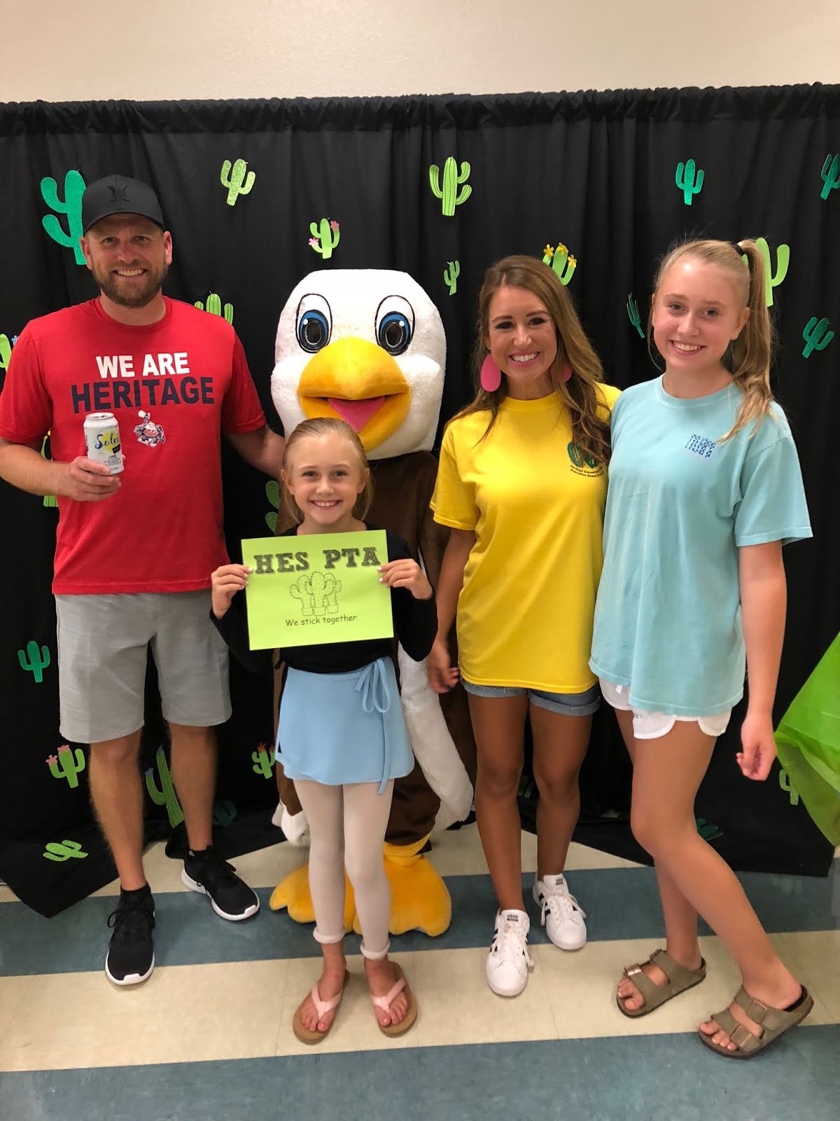 Crafty Texas Girls: PTA Ideas for Kicking Off the Year!