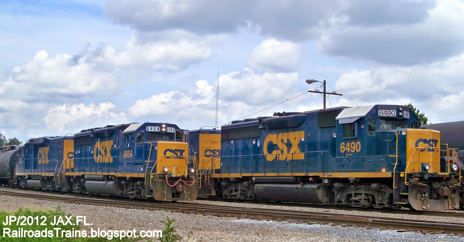 RAILROAD Freight Train Locomotive Engine EMD GE Boxcar BNSF,CSX,FEC,Norfolk Southern,UP,CN,CP ...
