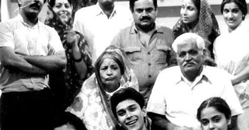 CHINAR SHADE : DOOR DARSHAN 'S FIRST SOAP OPERA " HUM LOG" HAD ...