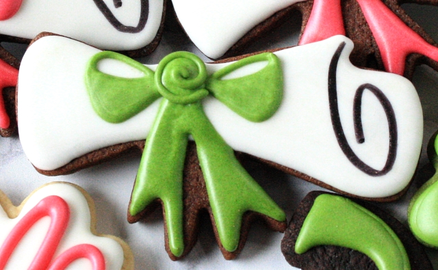 How to Make Decorated Diploma Cookies