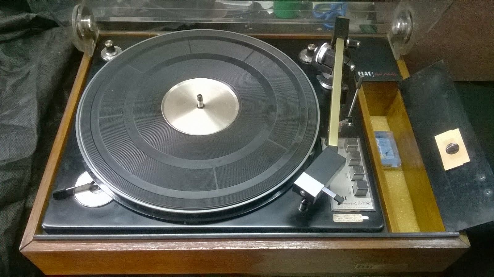 Manutenção de Som Vintage PGomes - Vitrolas, Toca Discos e Aparelhos ...