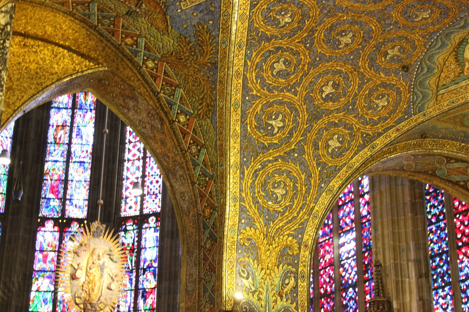 EUROPEAN CATHEDRALS: AACHEN CATHEDRAL