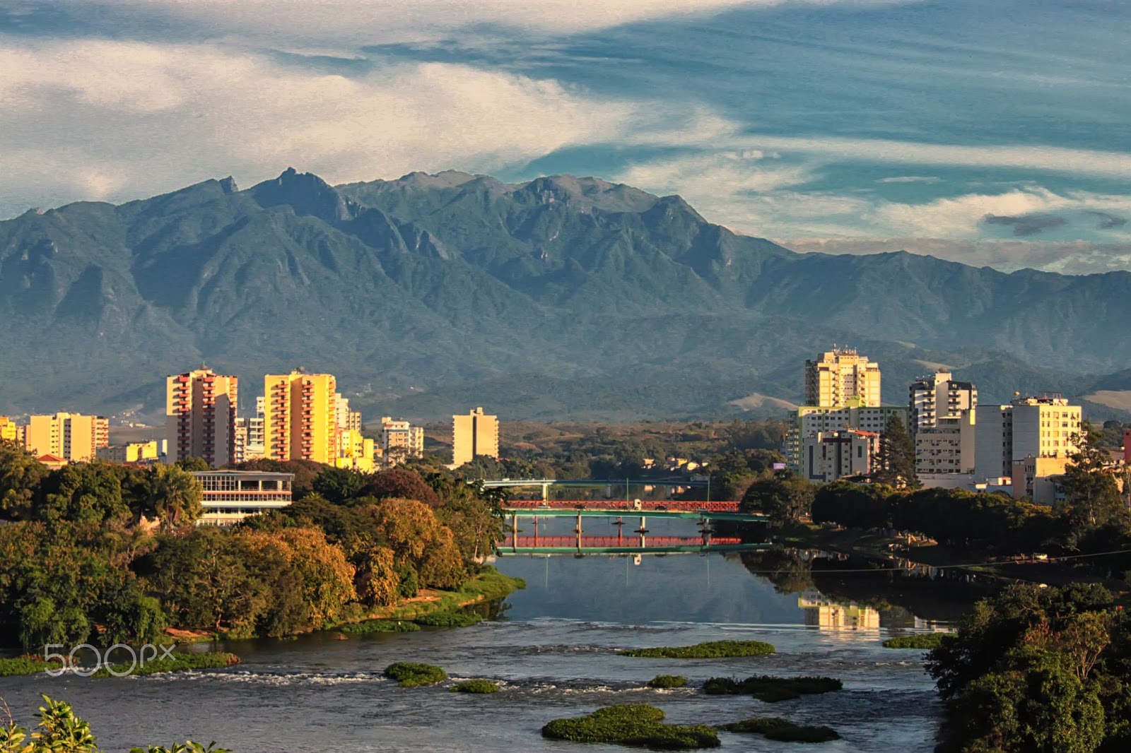 Resende | Rio de Janeiro - Fox Press™