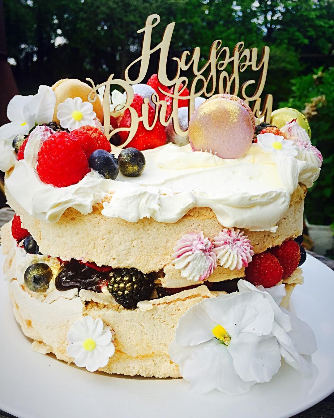 Jo's Blue AGA: Meringue Cake