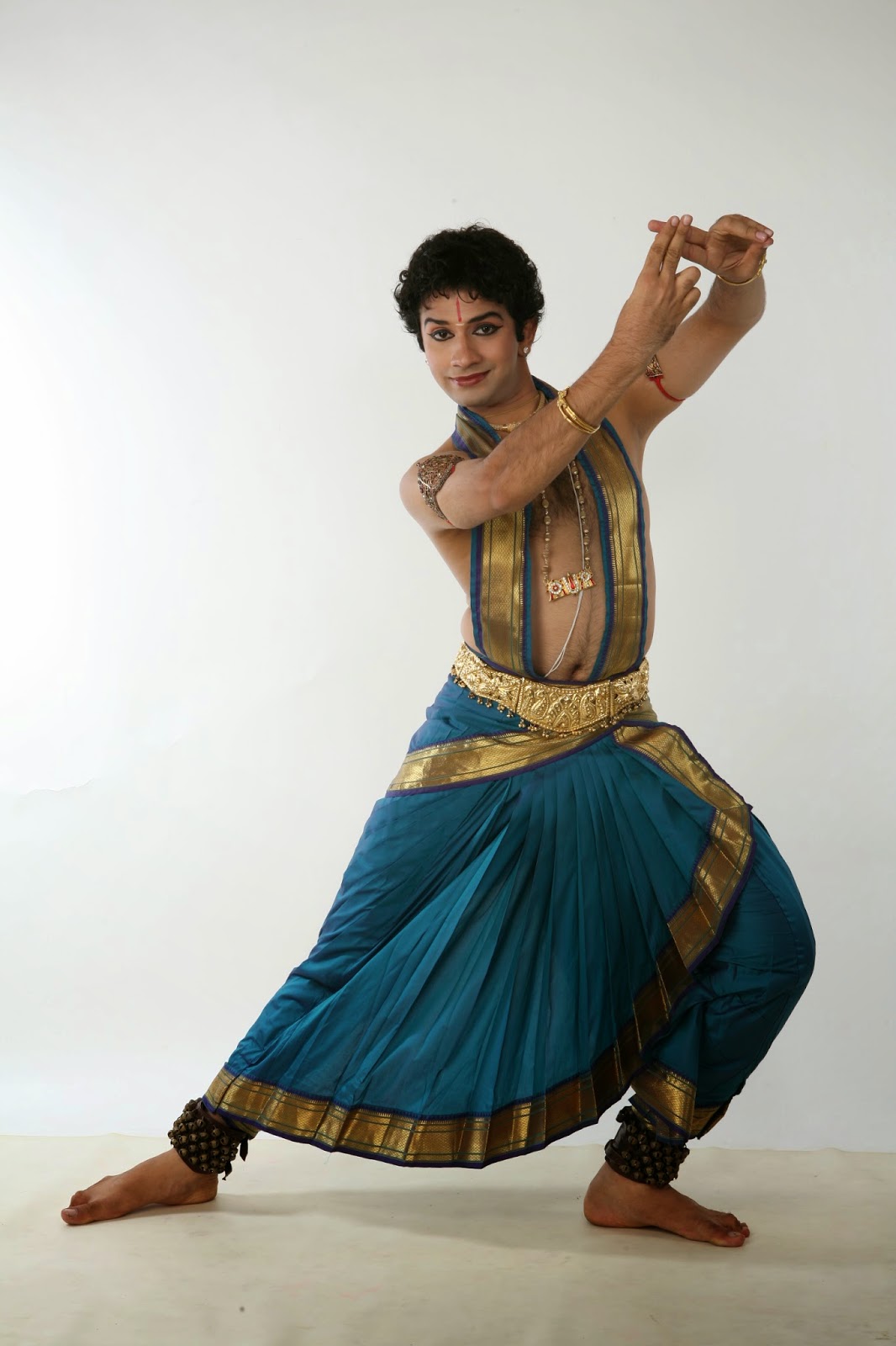 PURUSH: The Global Dancing Male: Q and A with Pavitra Bhat