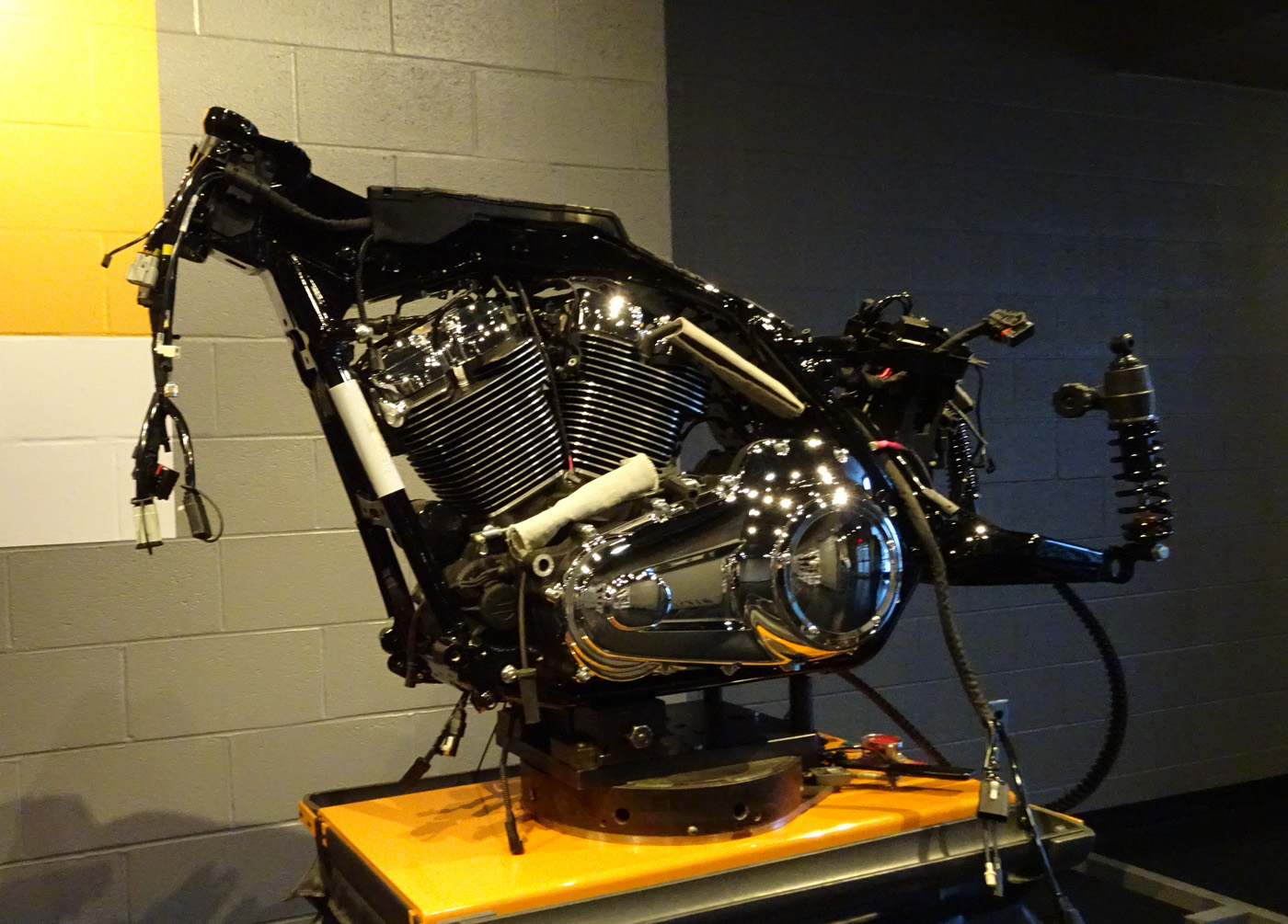 Mark & Teri's Travels: Harley-Davidson Factory Tour