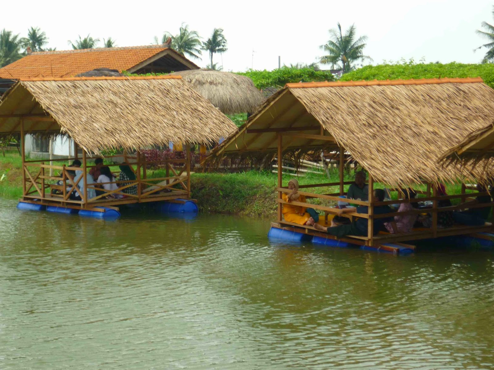 MEDURI ASRI: Wahana wisata keluarga meduri asri pekalongan.