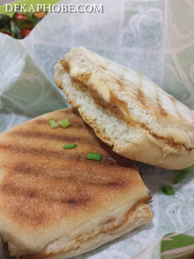 Healthy Lunch at Cafeteria Verde