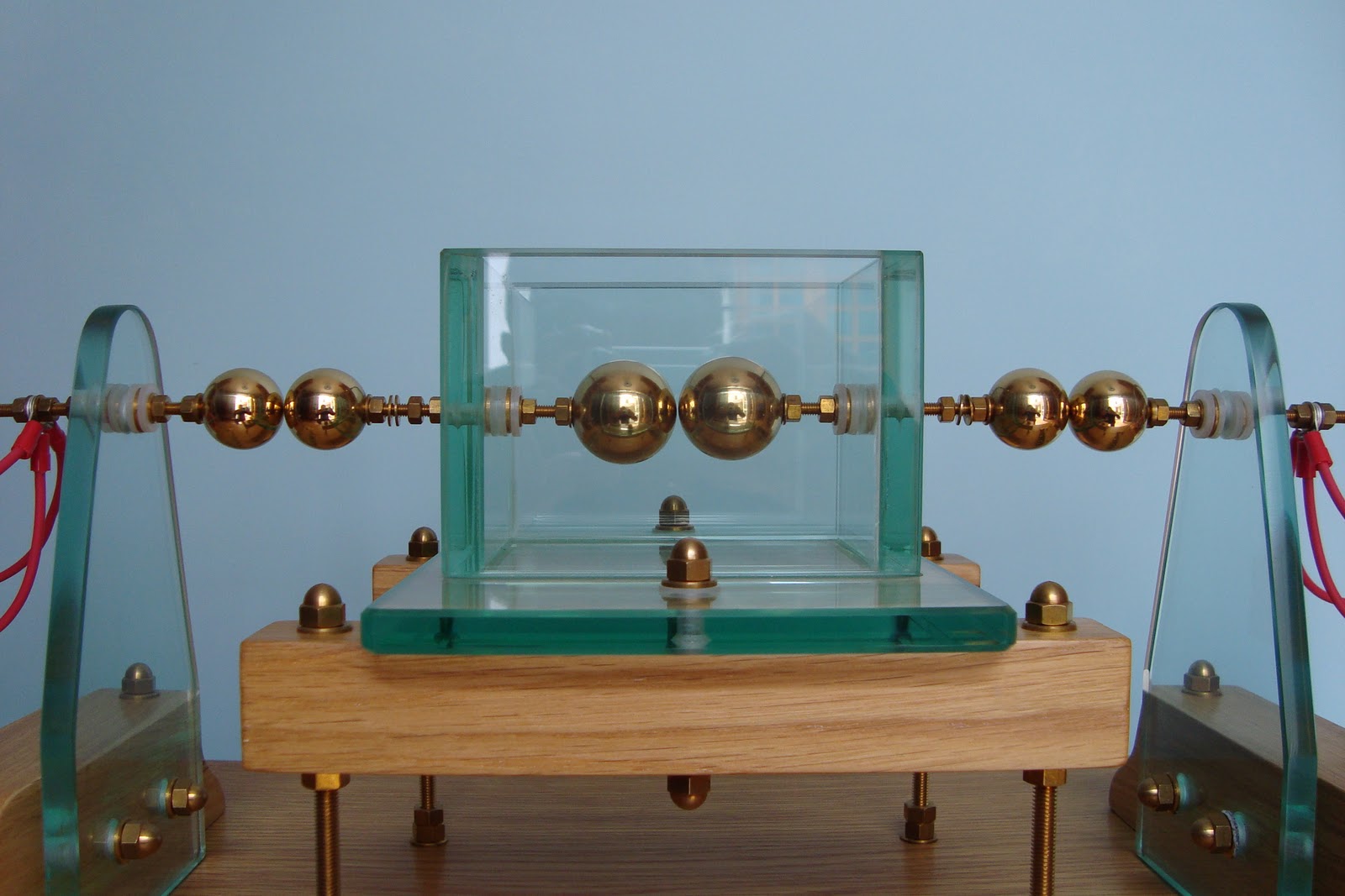 LA STANZA DEI BACHI: Oscillatore di Augusto Righi