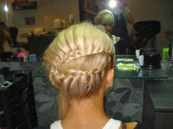 16 Trendy and Stylish Haristyle For Winter Looks - Cute Hair Style Ideas