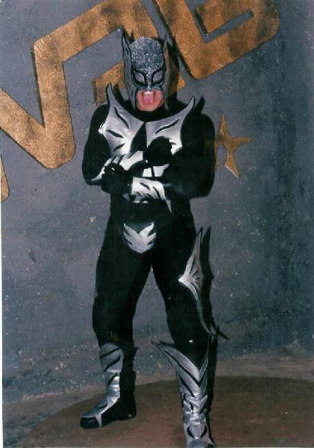 100% Lucha Libre: Historia personaje Ultimo Vampiro IWRG por Sùper Mega