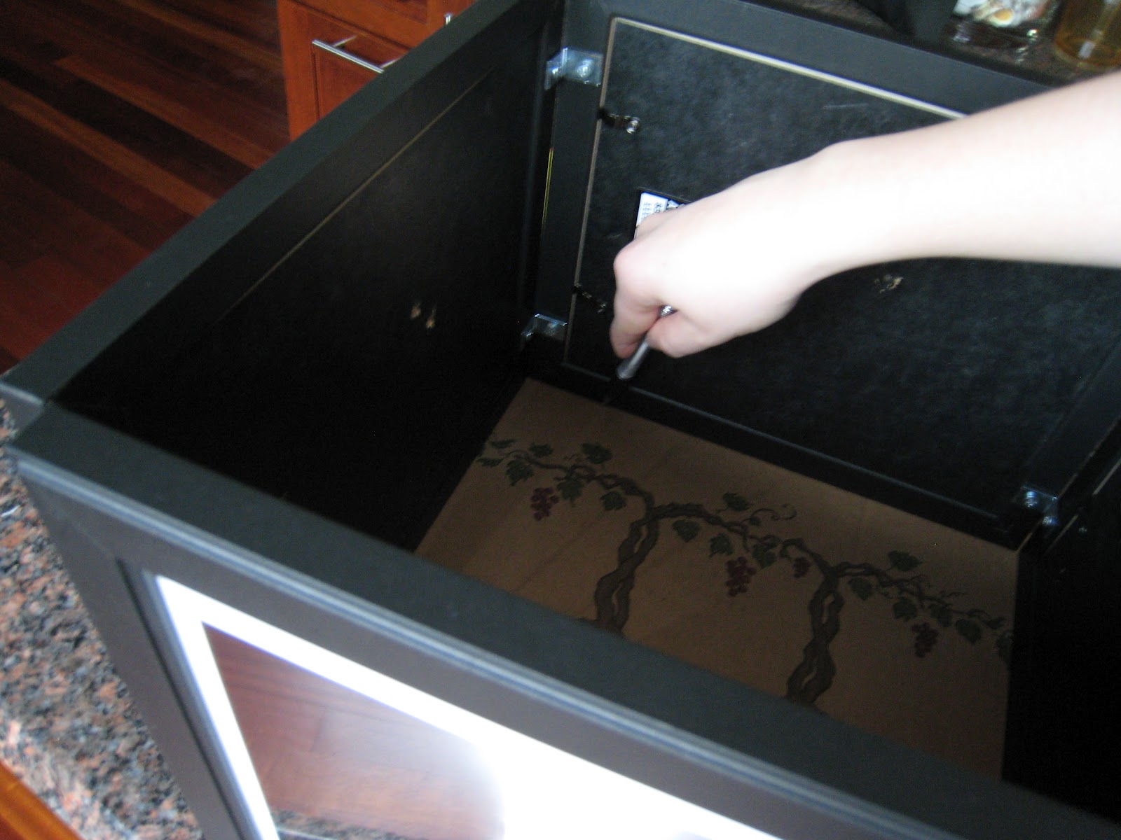 Rhody Life: DIY: Card Box