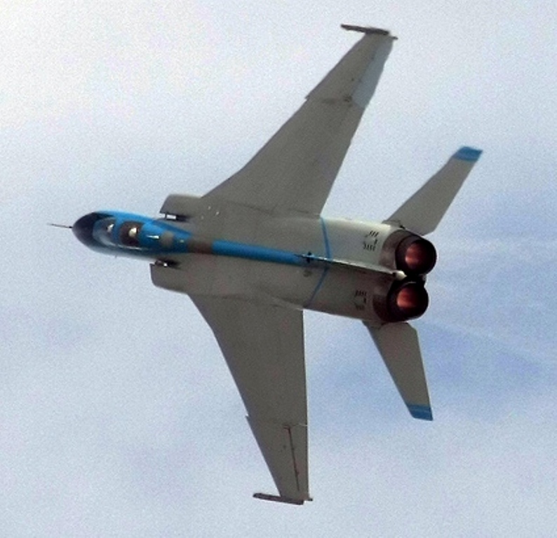 Images of PLAAF JH-7 Flying Leopard Fighter Jet Crash | Chinese ...