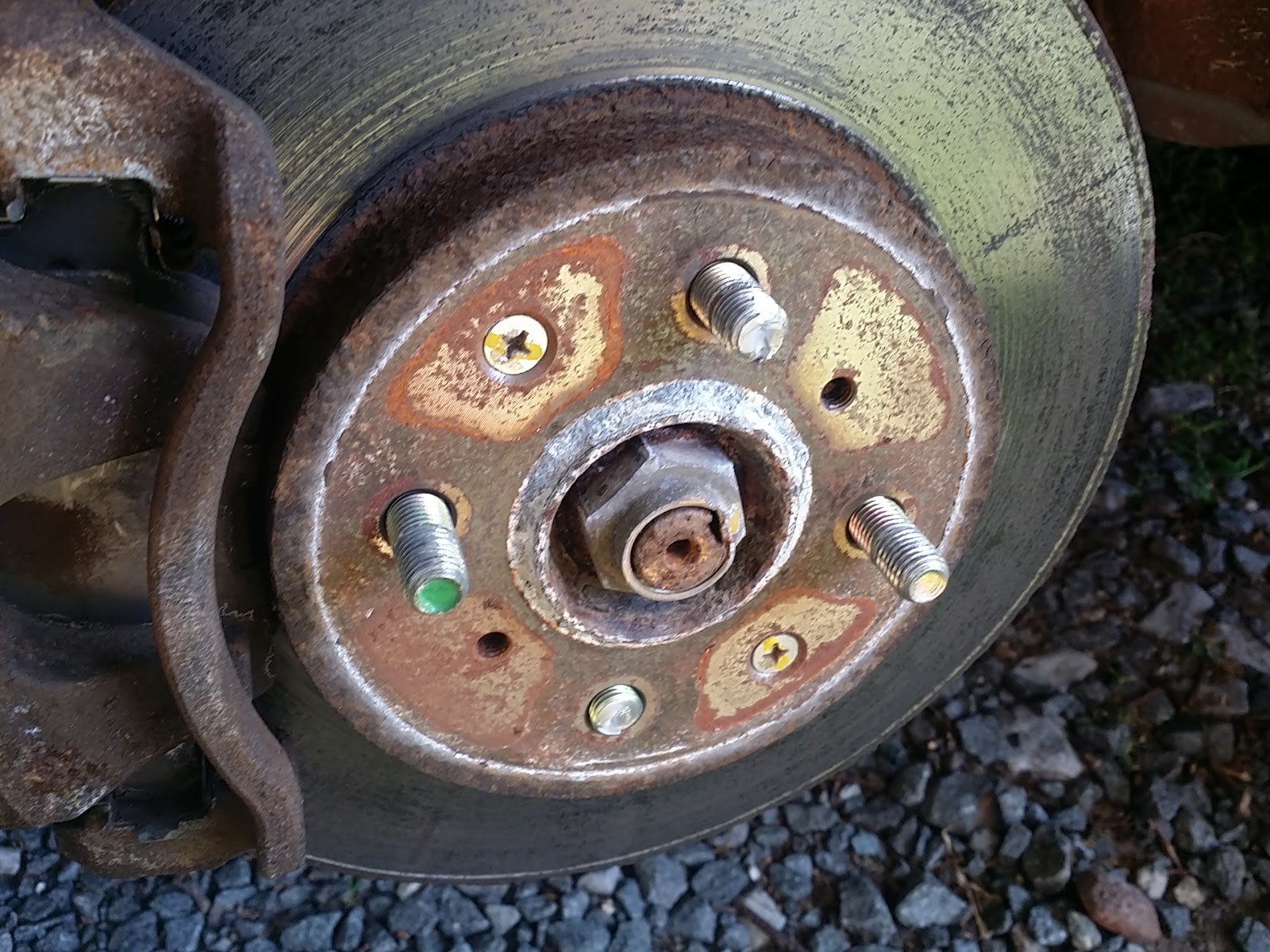 Beaver Built: Why, yes! I love it when people cross thread lug nuts and ...